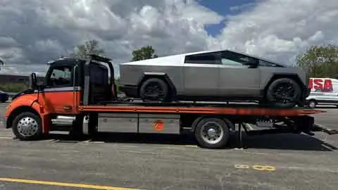 Electric Vehicle Towing in Wilmington, NC | Hooked-Up Towing & Recovery Inc